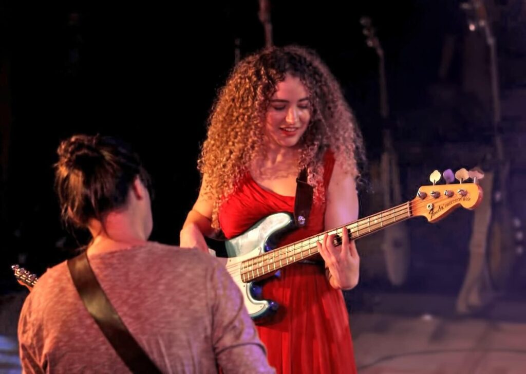 Tal Wilkenfeld Bassiste Jeune et Talentueuse | Biographie BassistePro