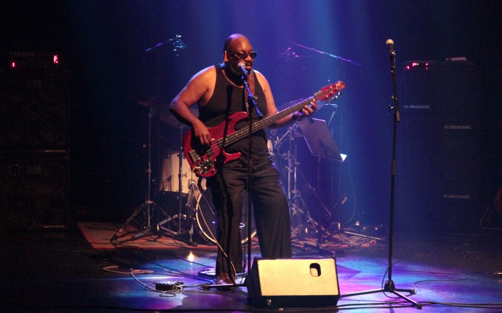 Paul Jackson, un bassiste Funk Dirty ? Biographie | BassistePro.com
